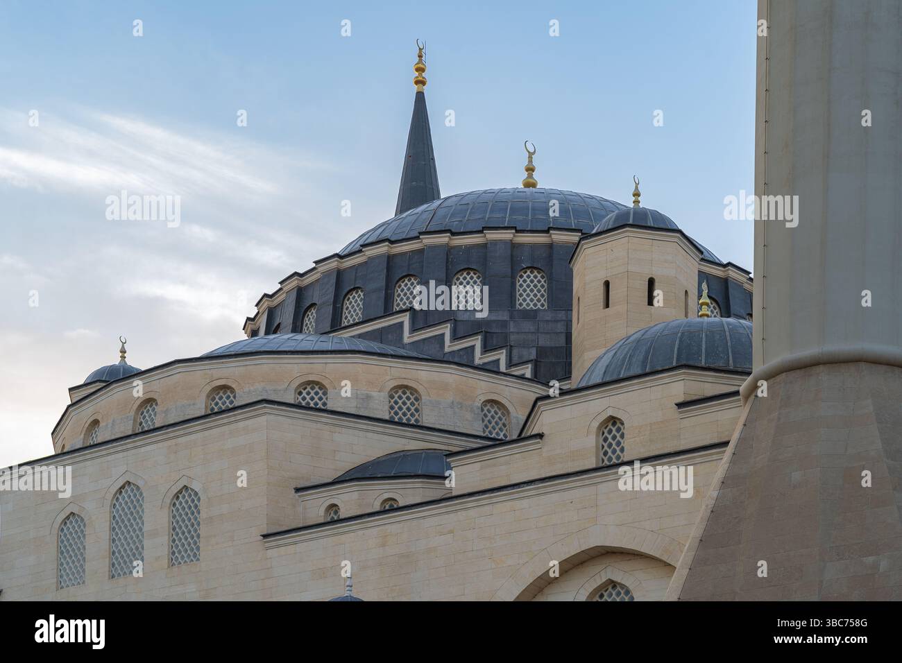 Ashgabat blue mosque hi-res stock photography and images - Alamy