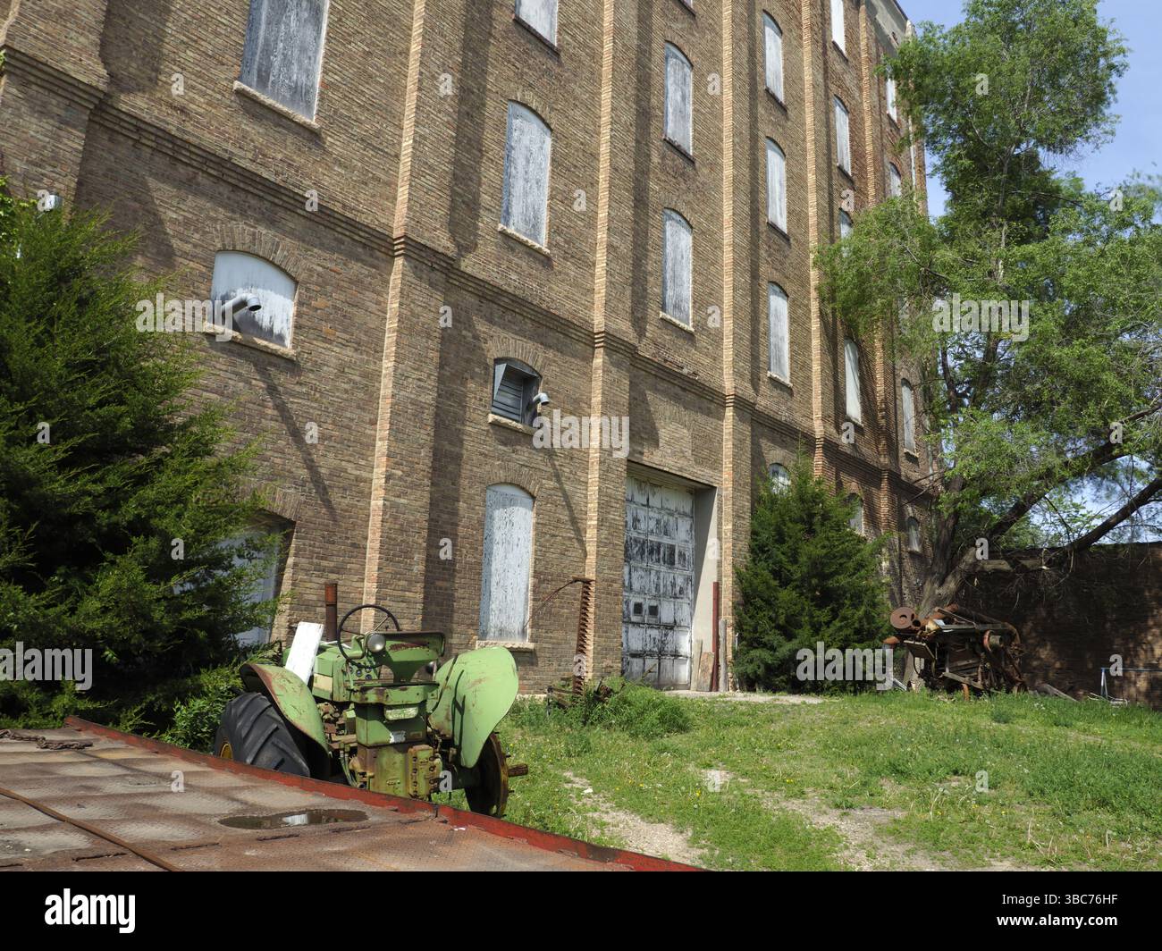 Broken speed camera hi-res stock photography and images - Alamy