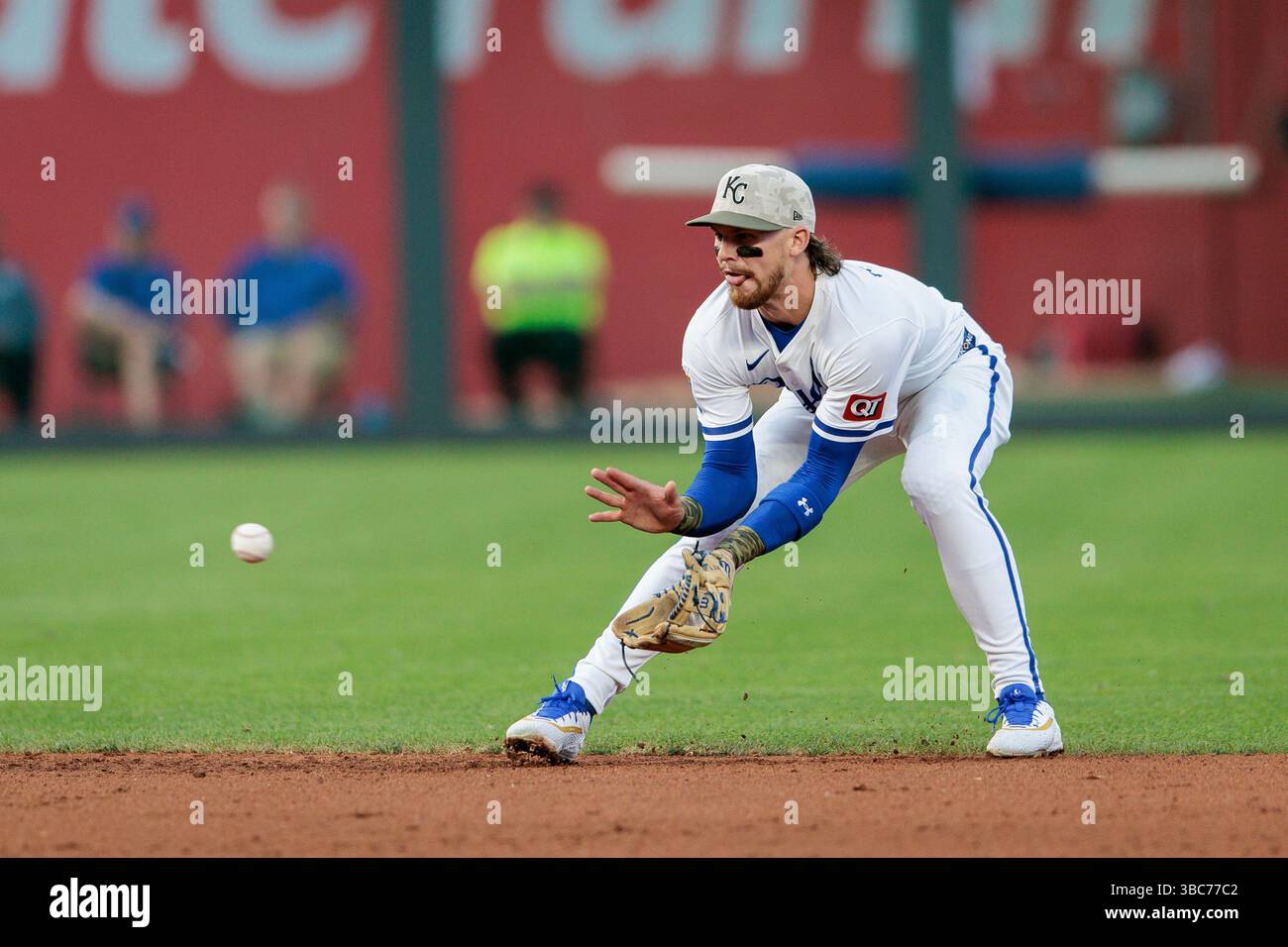 KANSAS CITY, MO - MAY 17: Kansas City Royals shortstop Bobby Witt Jr ...