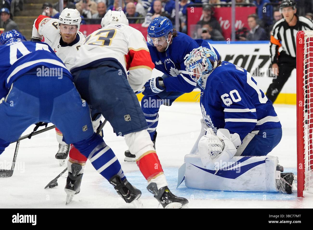 Florida Panthers center Carter Verhaeghe (23) tries to get the puck ...