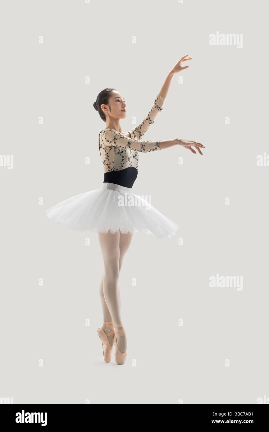 a ballet dancer performing continuous basic movements on tiptoe Stock ...