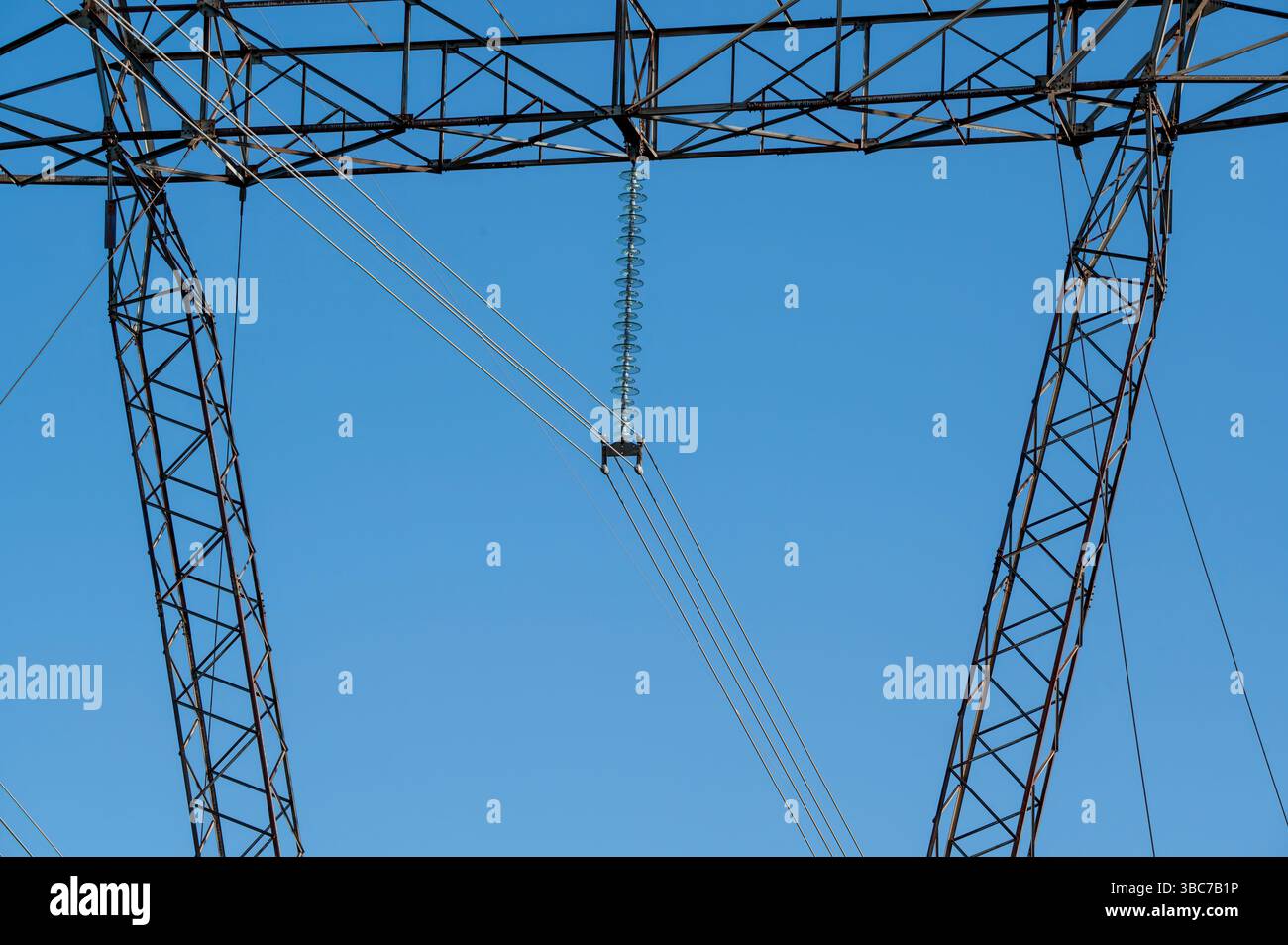High voltage overhead line against hi-res stock photography and images ...
