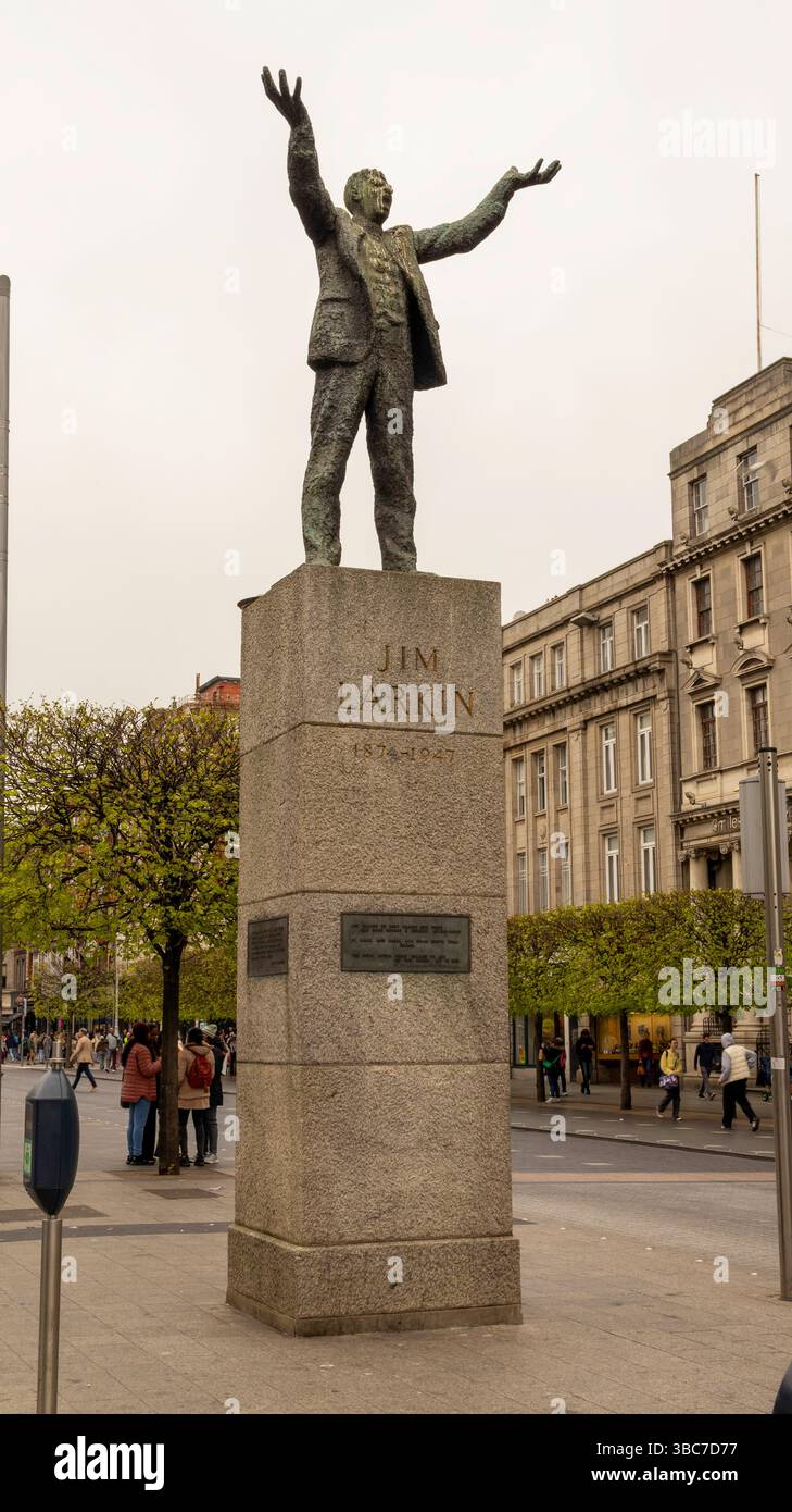 Statue of Jim Larkin Stock Photo - Alamy