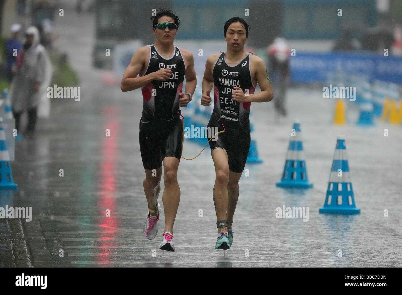 Yokohama, Japan. 17th May, 2025. Yosuke Yamada (JPN), May 17, 2025 - Triathlon : Mens PTVI at ...