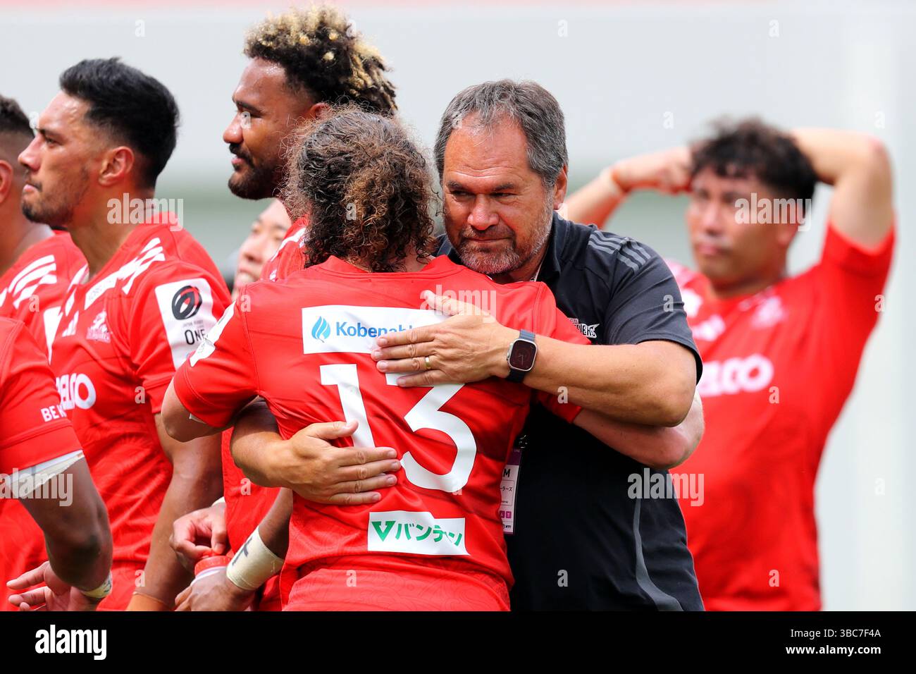 Osaka, Japan. 17th May, 2025. Dave Rennie & KOBELCO Kobe Steelers team ...