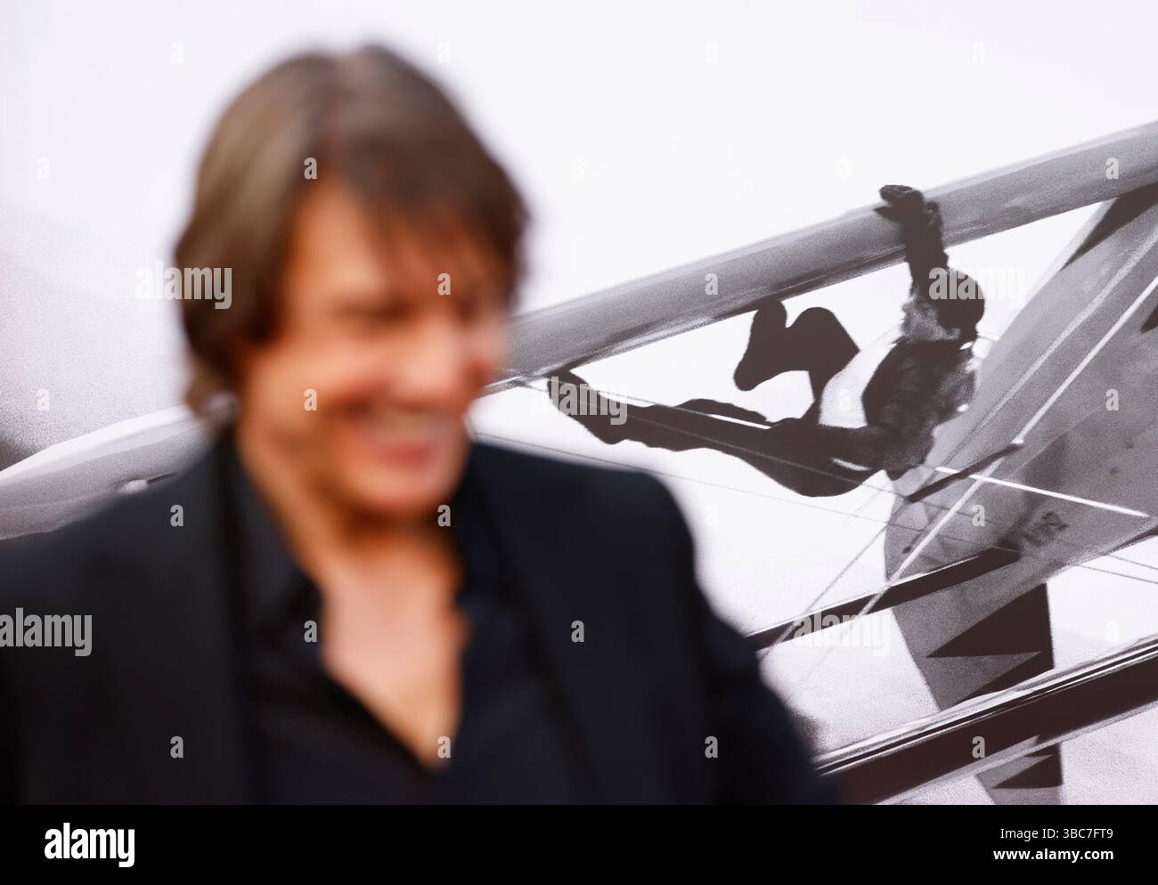 New York, United States. 18th May, 2025. Tom Cruise arrives on the red ...