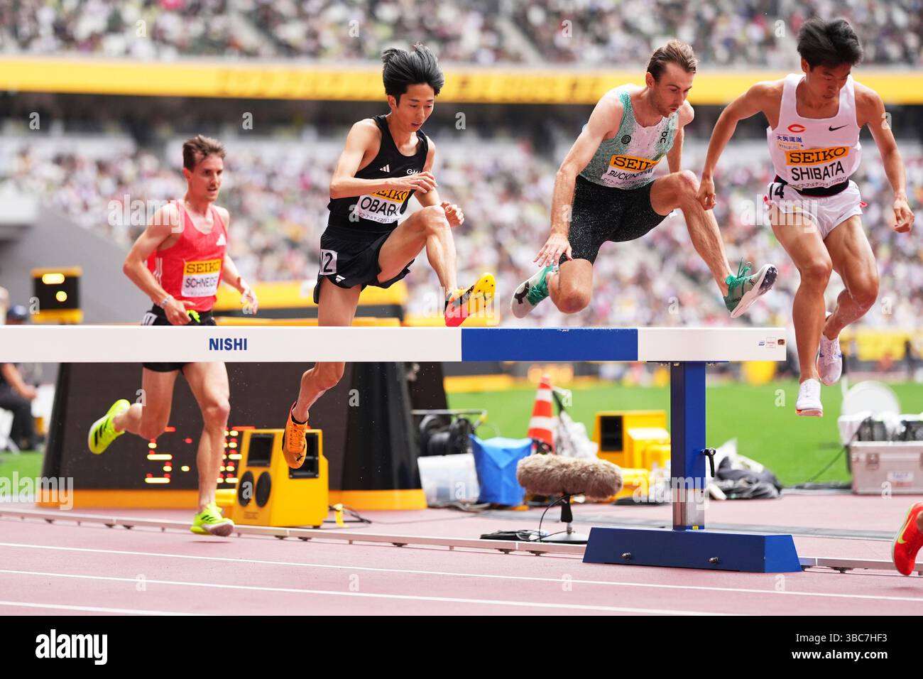 (L-R) Velten Schneider (GER), Hibiki Obara, Ben Buckingham (AUS ...