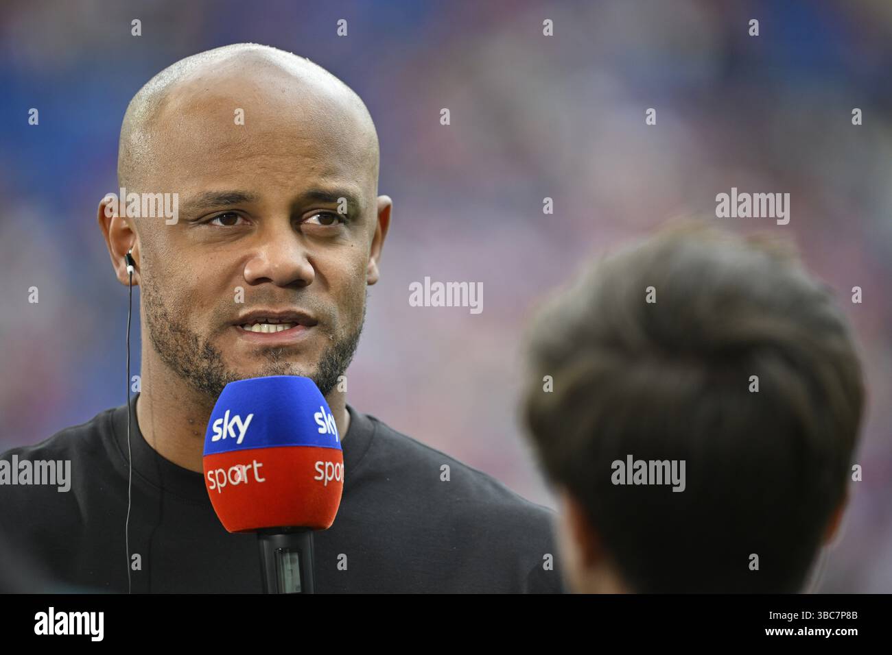Coach Vincent Kompany FC Bayern Munich FCB portrait in interview ...