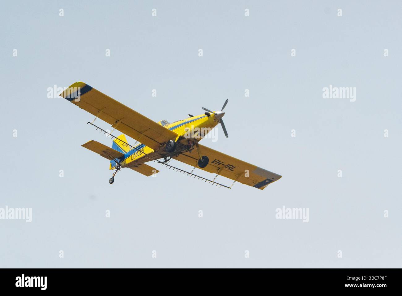 Air Tractor AT-402B aircraft used for crop dusting or topdressing ...