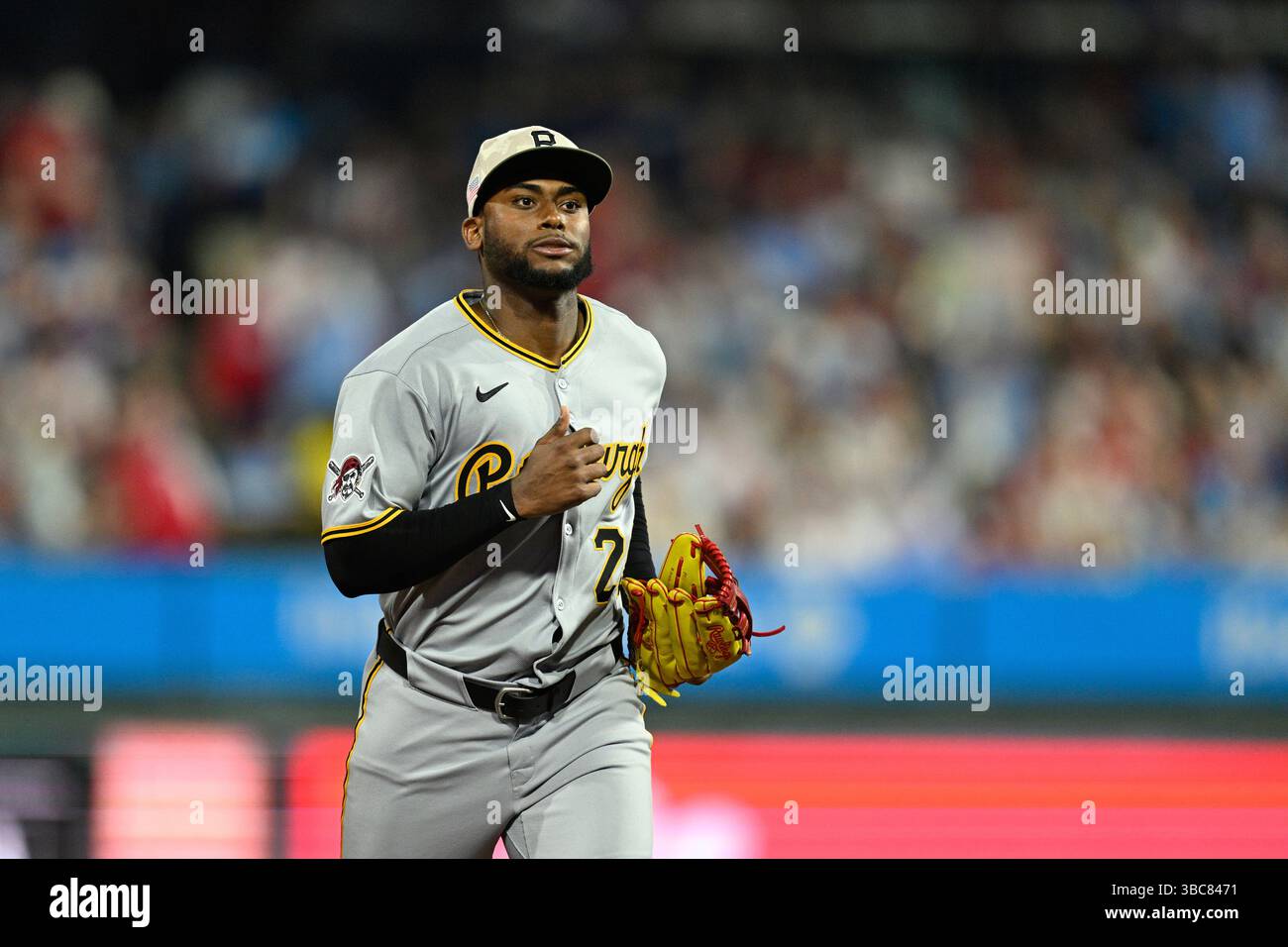 PHILADELPHIA, PA - MAY 16: Pittsburgh Pirates outfielder Alexander ...