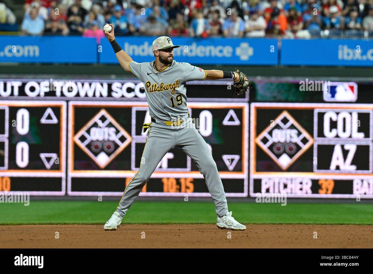 PHILADELPHIA, PA - MAY 16: Pittsburgh Pirates shortstop Jared Triolo ...