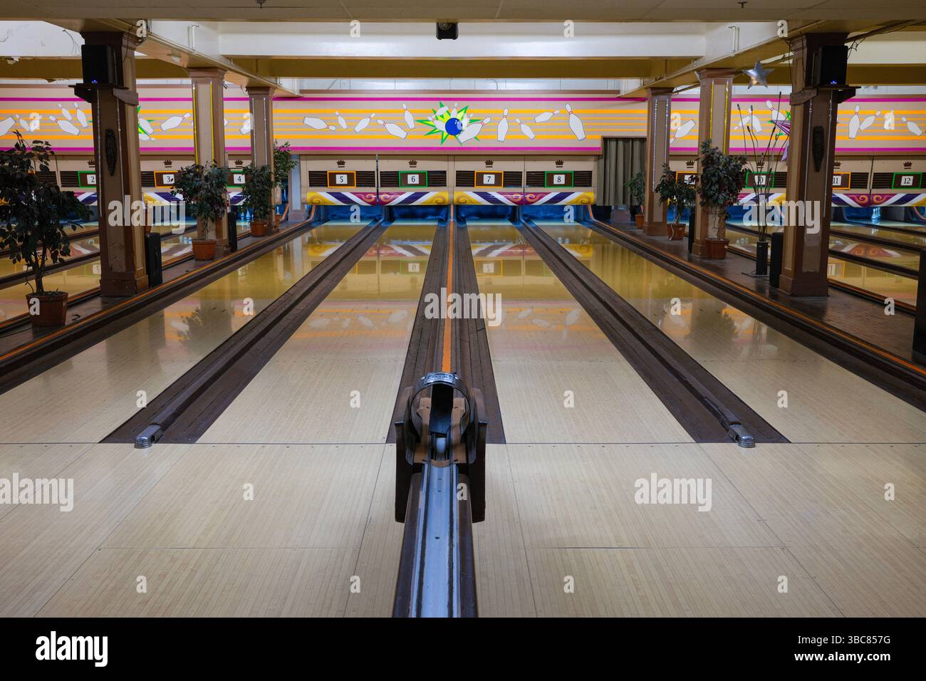 Empty bowling lanes at the historic Commodore Bowling & Billiards along ...