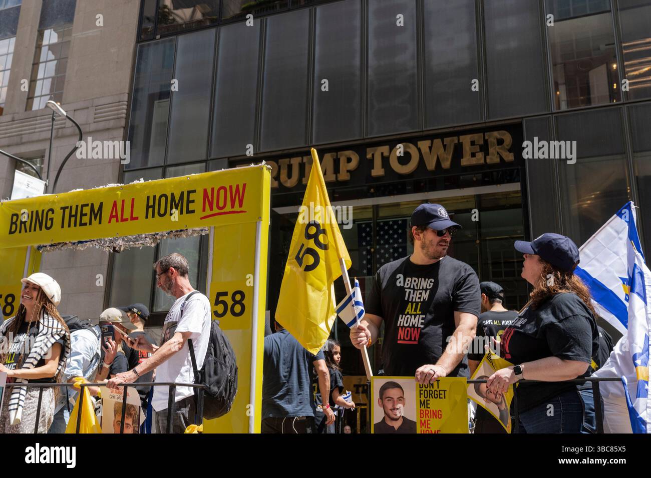 New York, USA. 18th May, 2025. People march during Israeli Day parade ...