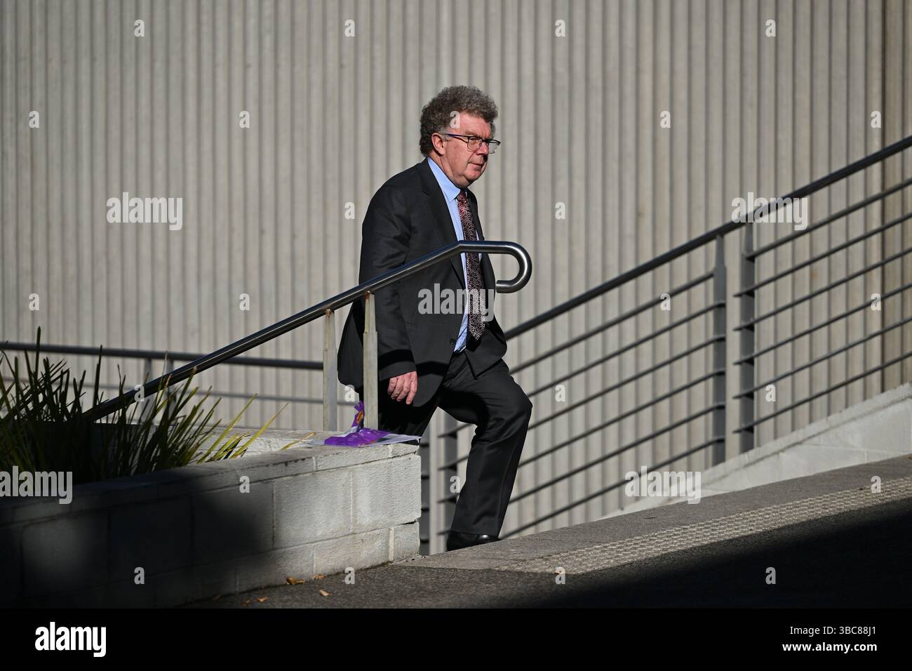 Morwell, Australia. 19th May, 2025. Witness Dr Matthew Sorrell arrives ...