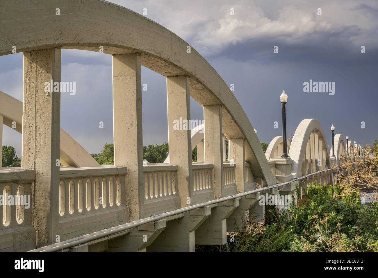 Rainbow arch bridge over South Platte River in Fort Morgan, Colorado ...