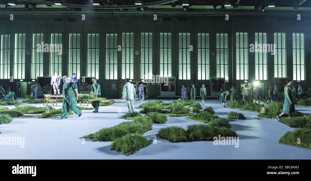 Messiah, a baroque oratorio by George Frideric Handel in a production ...