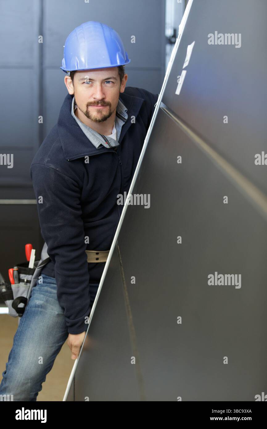 Lifting knees hi-res stock photography and images - Alamy