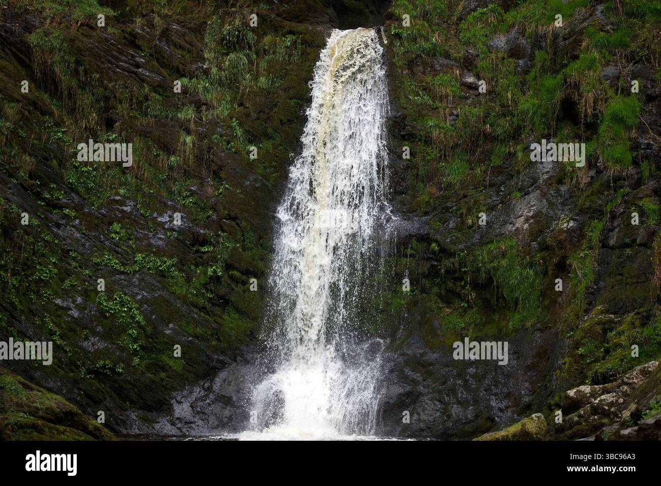 Tallest in england and wales hi-res stock photography and images - Alamy