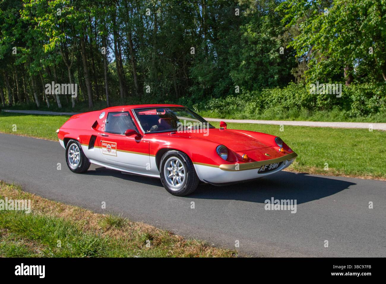 Gold Leaf tobacco, 1960s - 1970s. Iconic cars, Team Lotus 49, Lotus 72 ...