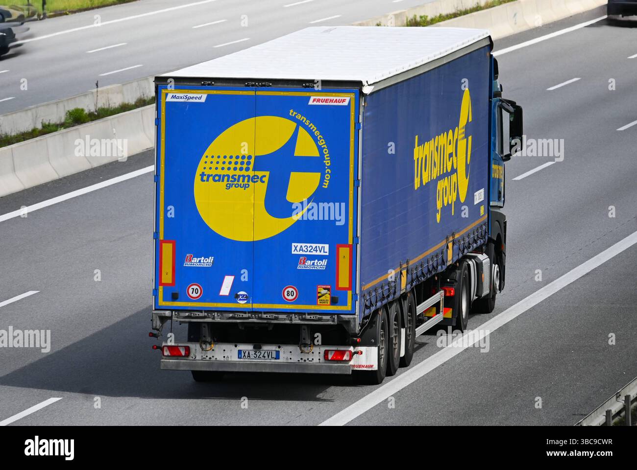 LKW Planensattelzug der Transmec Group - De Bortoli Rimorchi, Spedition ...