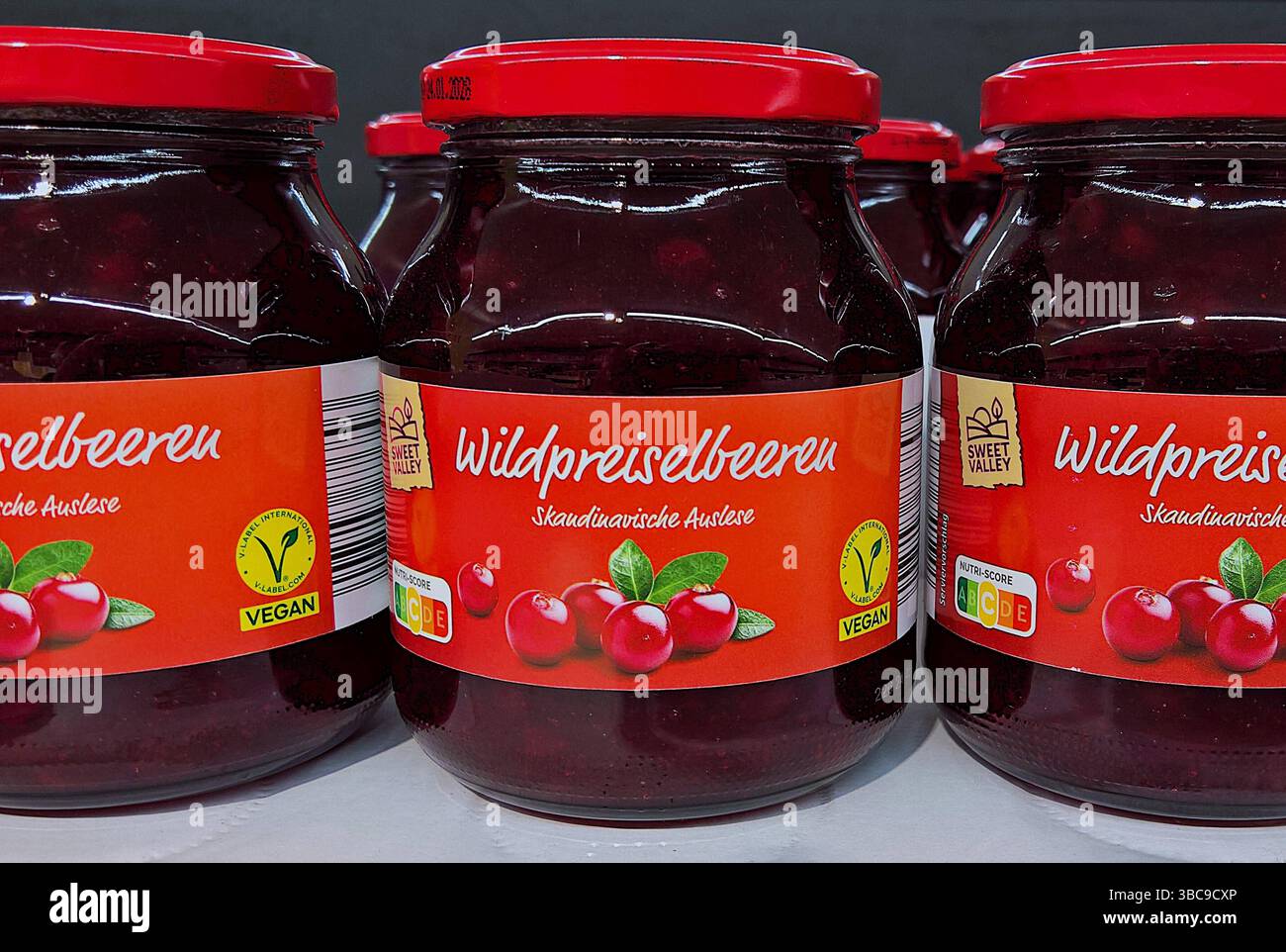 Preiselbeeren bzw Wildpreiselbeeren Auslese aus Skandinavien ...