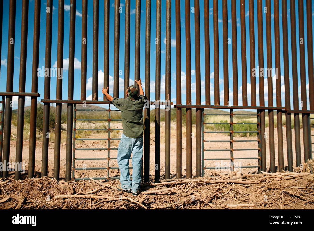 Full length border hi-res stock photography and images - Alamy