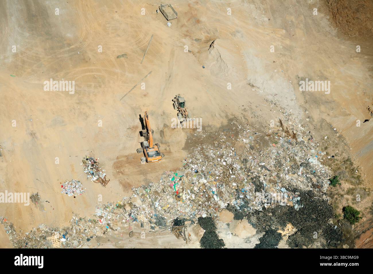 Aerial view of a trash dump near Bundaberg, Australia Stock Photo - Alamy