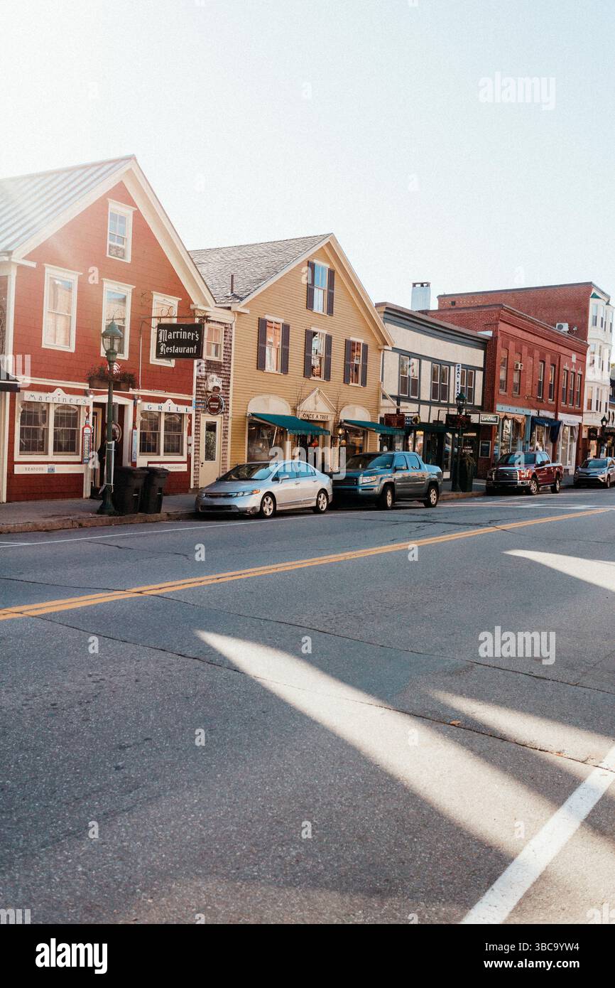 Retail storefronts hi-res stock photography and images - Alamy