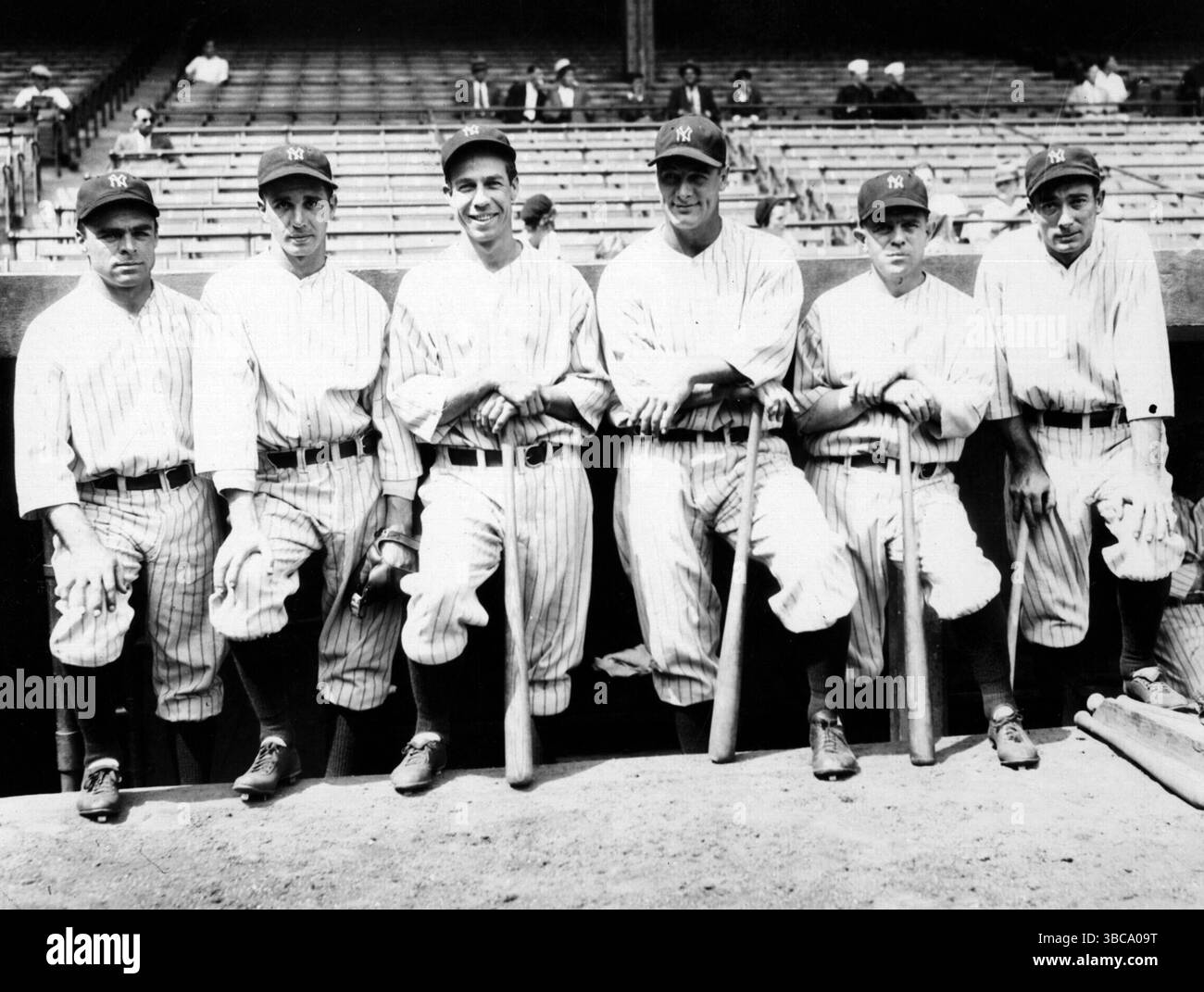 Lou Gehrig and his teammates from the New York Yankees' World ...