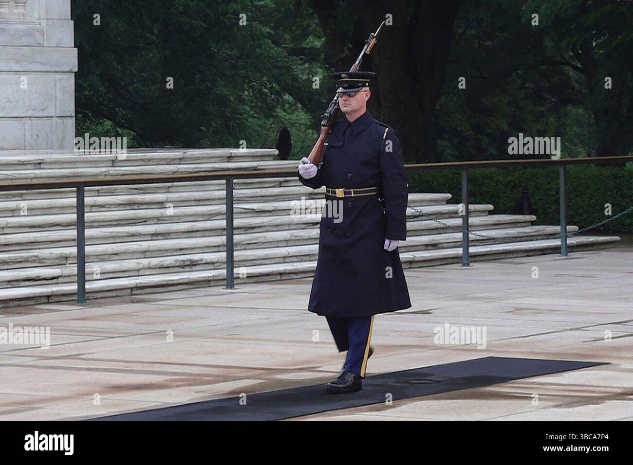 Army Sgt. 1st Class Andrew Jay patrols the Tomb of the Unknown Soldier ...