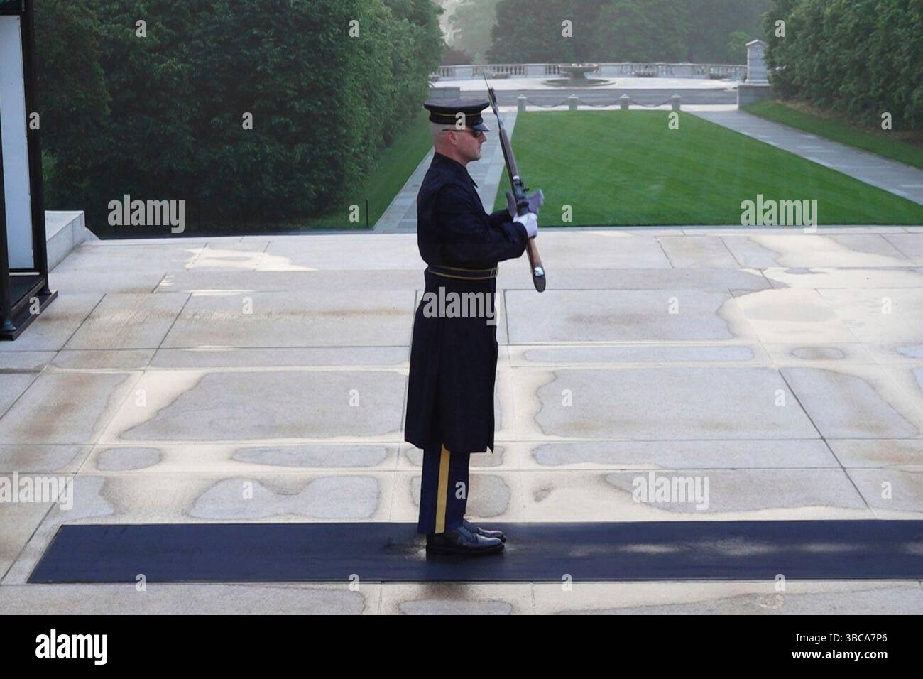 Army Sgt. 1st Class Andrew Jay patrols the Tomb of the Unknown Soldier ...