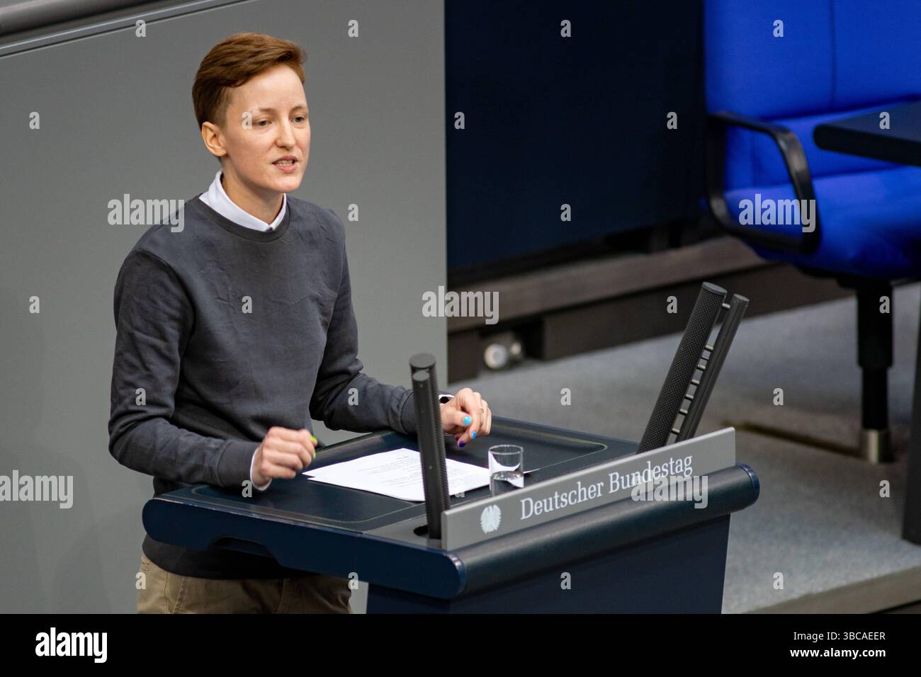 Rebecca Lenhard healt Rede zum Thema Digitales und Staatsmodernisierung ...