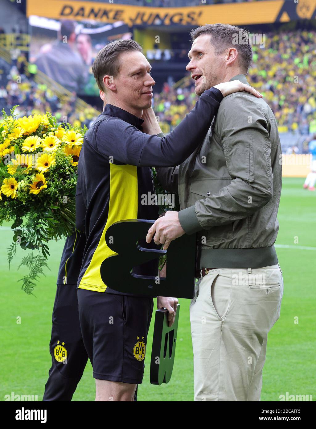 Dortmund, Deutschland. 17th May, 2025. firo: 17.05.2025, Football ...
