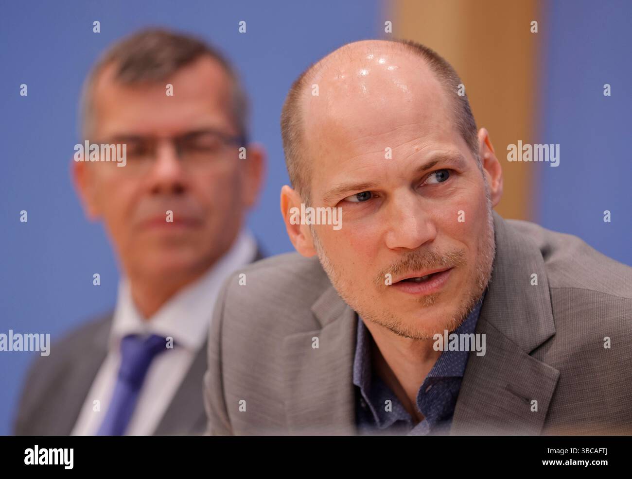 Dr. Franck Düvell, Universität Osnabrück, Dr. Benjamin Etzold, Bonn ...