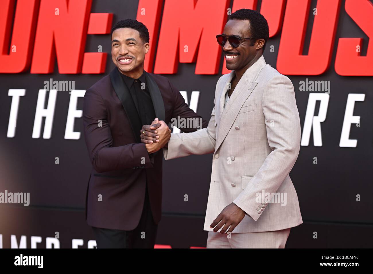 Greg Tarzan Davis and Tramell Tillman Stock Photo - Alamy