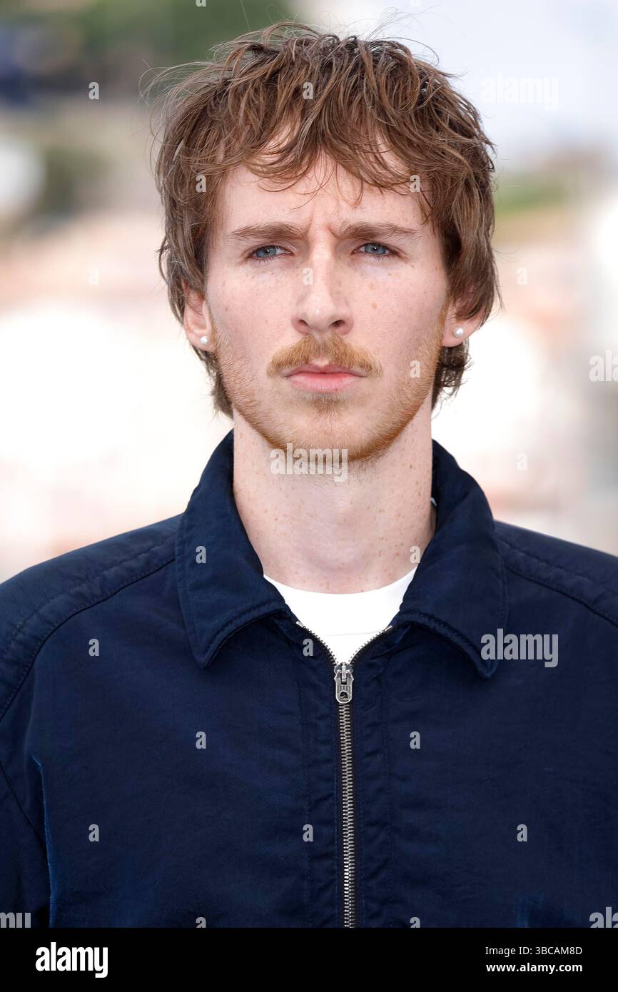 Cannes, Frankreich. 18th May, 2025. Leo Lewis O'Neil poses at the ...