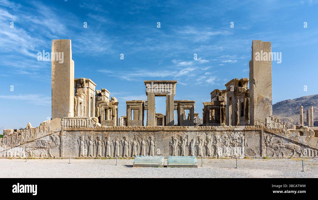 Darius' palace at Persepolis, Iran Stock Photo - Alamy