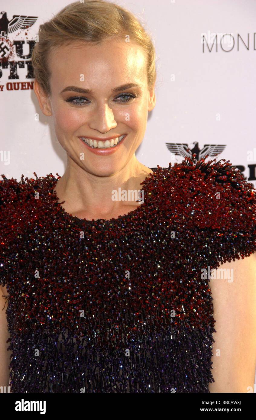 Diane Kruger at the "Inglourious Basterds" premiere held at Grauman's ...