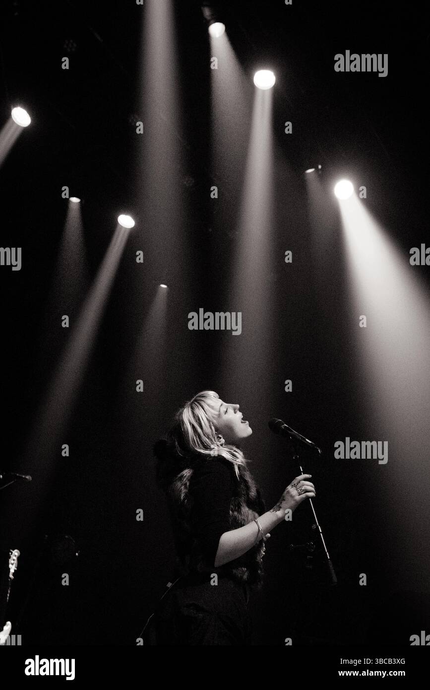 Lotte Gallagher Supporting Holy Holy in Melbourne Stock Photo - Alamy