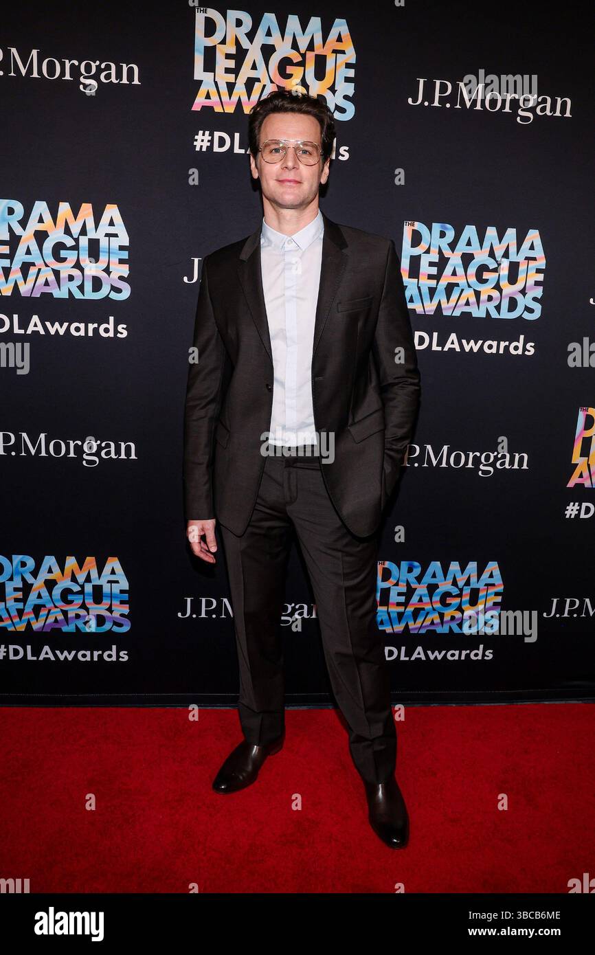 Ny. 16th May, 2025. Jonathan Groff at arrivals for The 2025 Drama ...