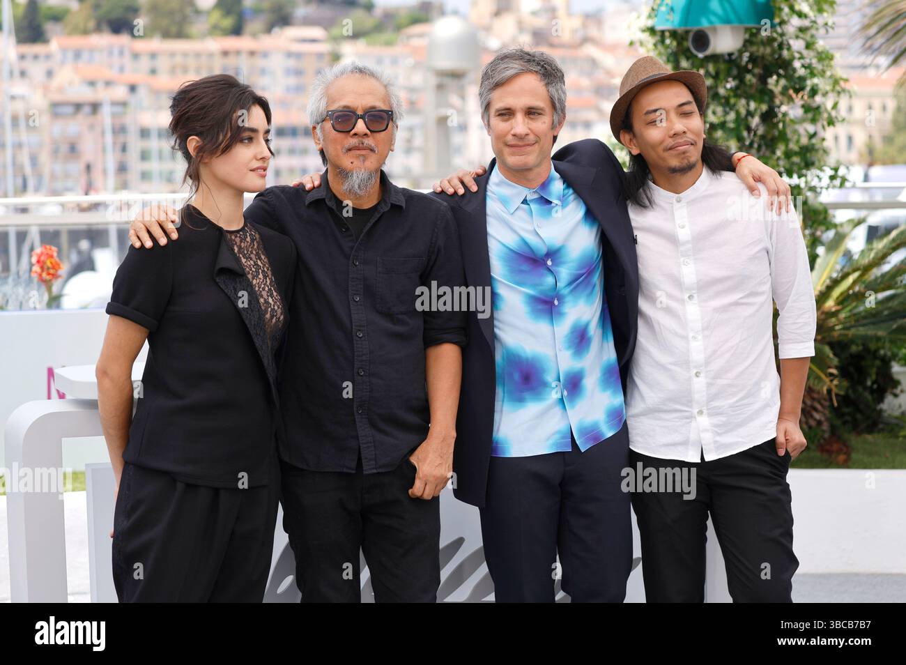 Angela Azevedo, Lav Diaz, Gael Garcia Bernal, Amado Arjay Babon beim ...