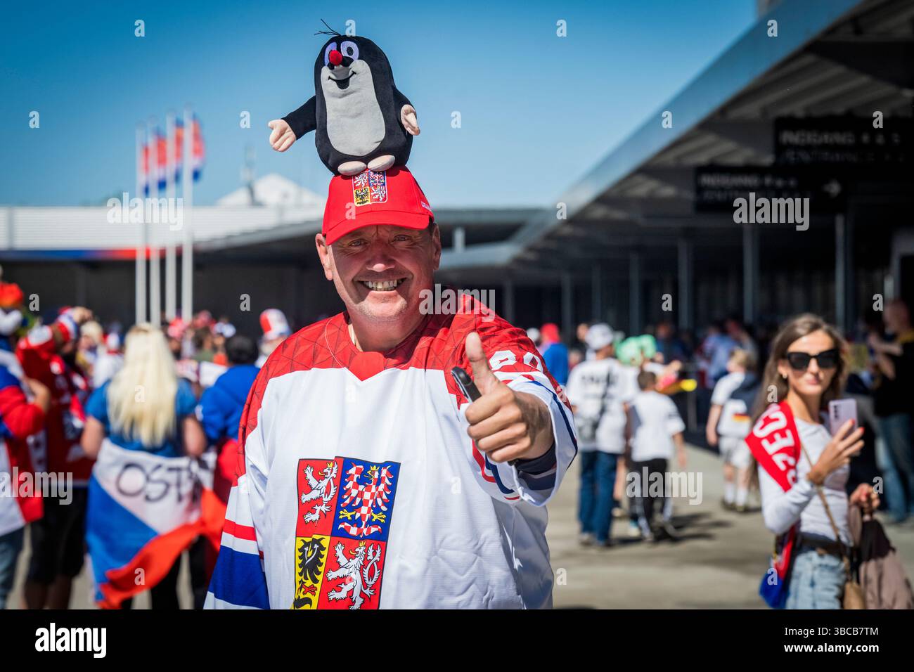 Herning, Denmark. 19th May, 2025. Czech fan before the Group B match ...