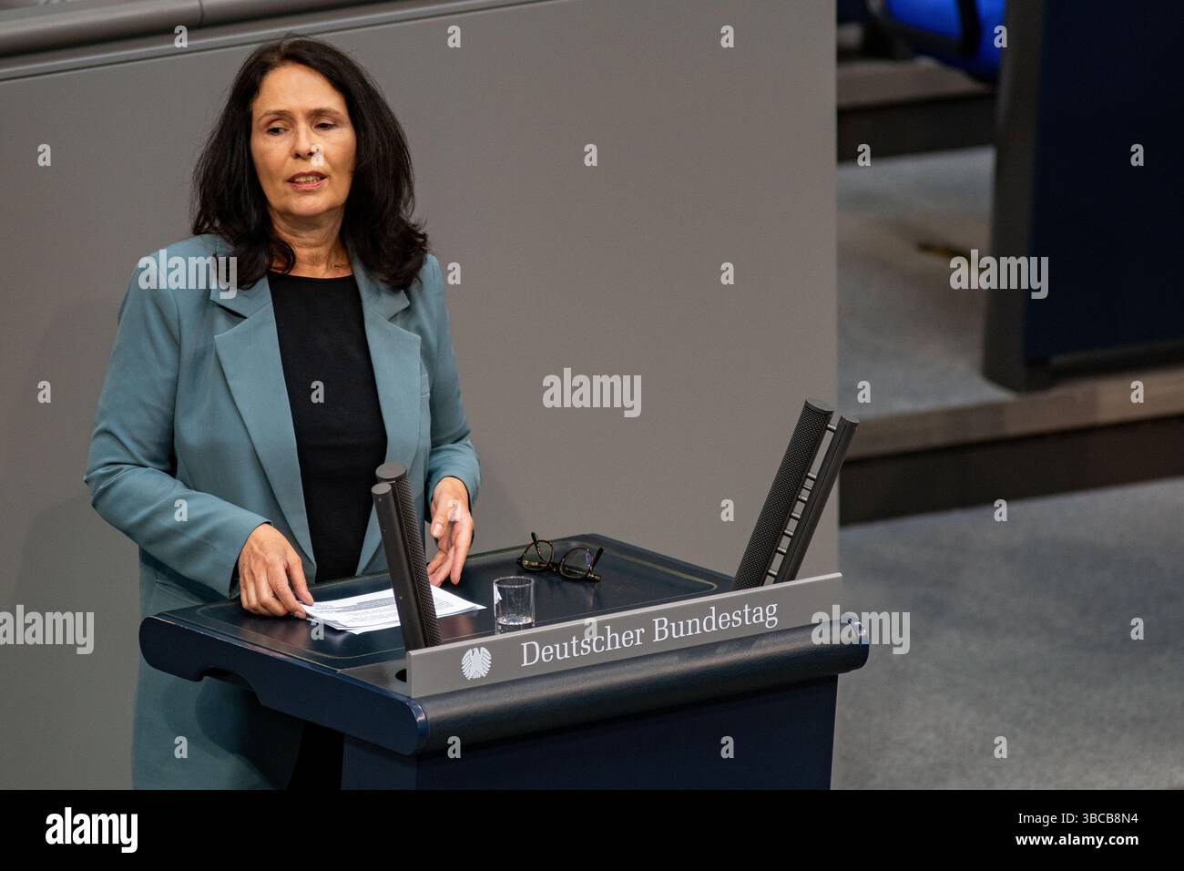 Berlin, Deutschland. 16th May, 2025. Elisabeth Winkelmeier-Becker gives ...