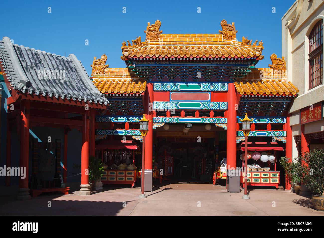 The Ornate gate at China Pavilion, Epcot amusement park, Disney World ...
