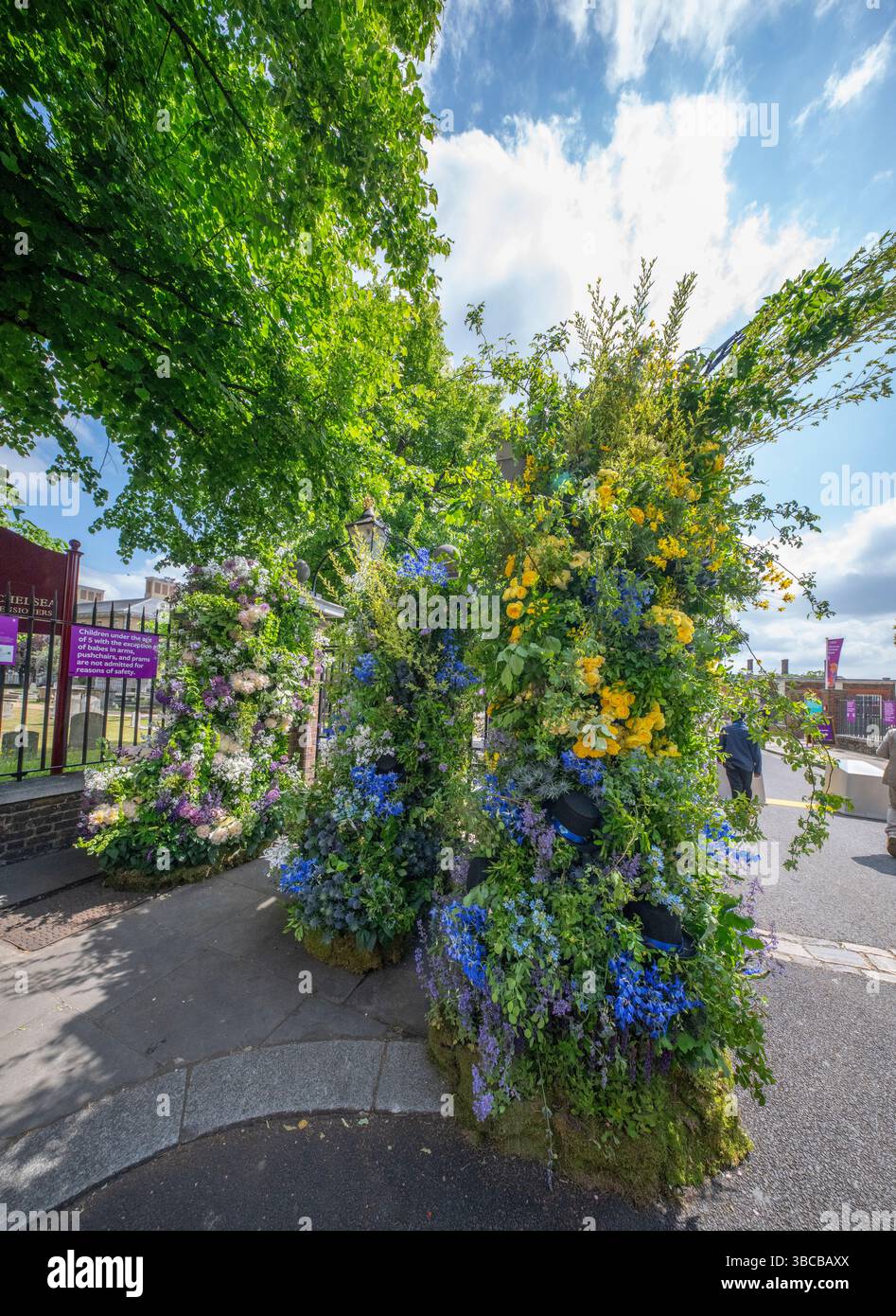 Royal Hospital Chelsea, London, UK. 19th May, 2025. The London Gate ...