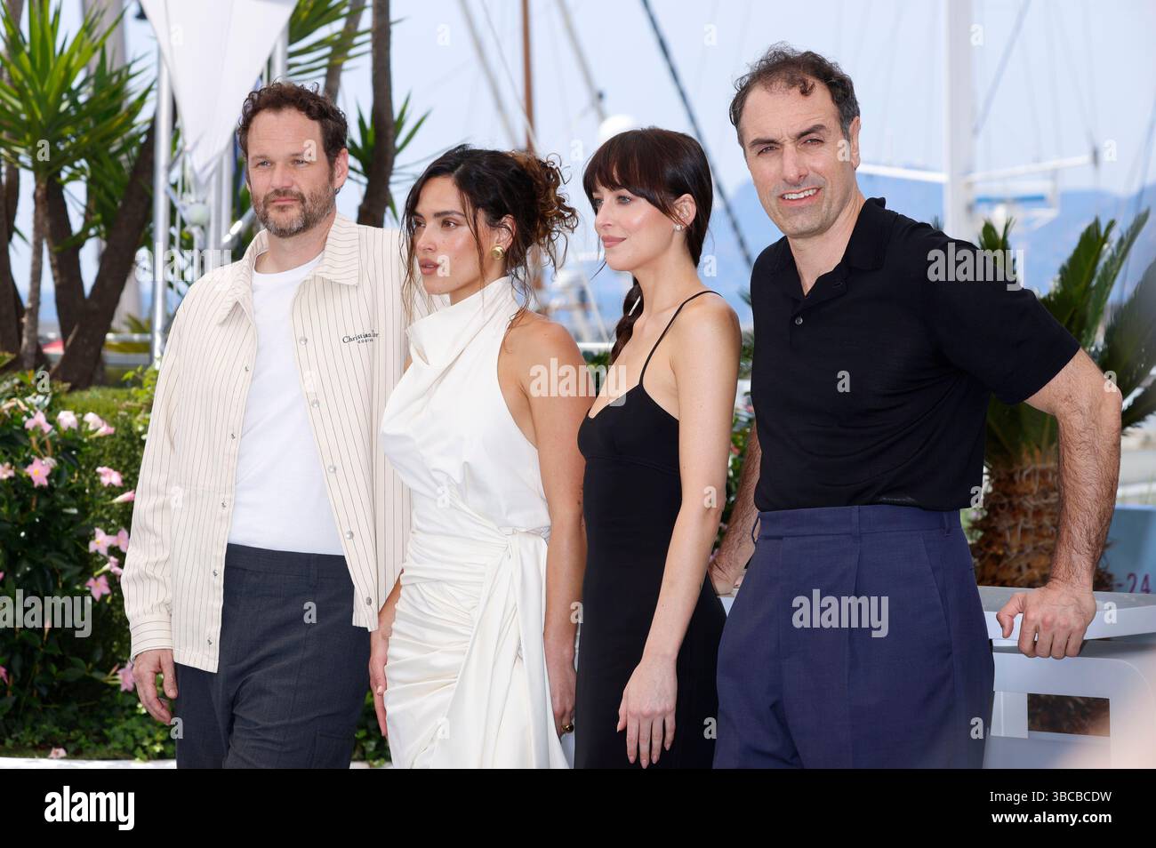 Kyle Marvin, Adria Arjona, Dakota Johnson und Michael Angelo Covino ...