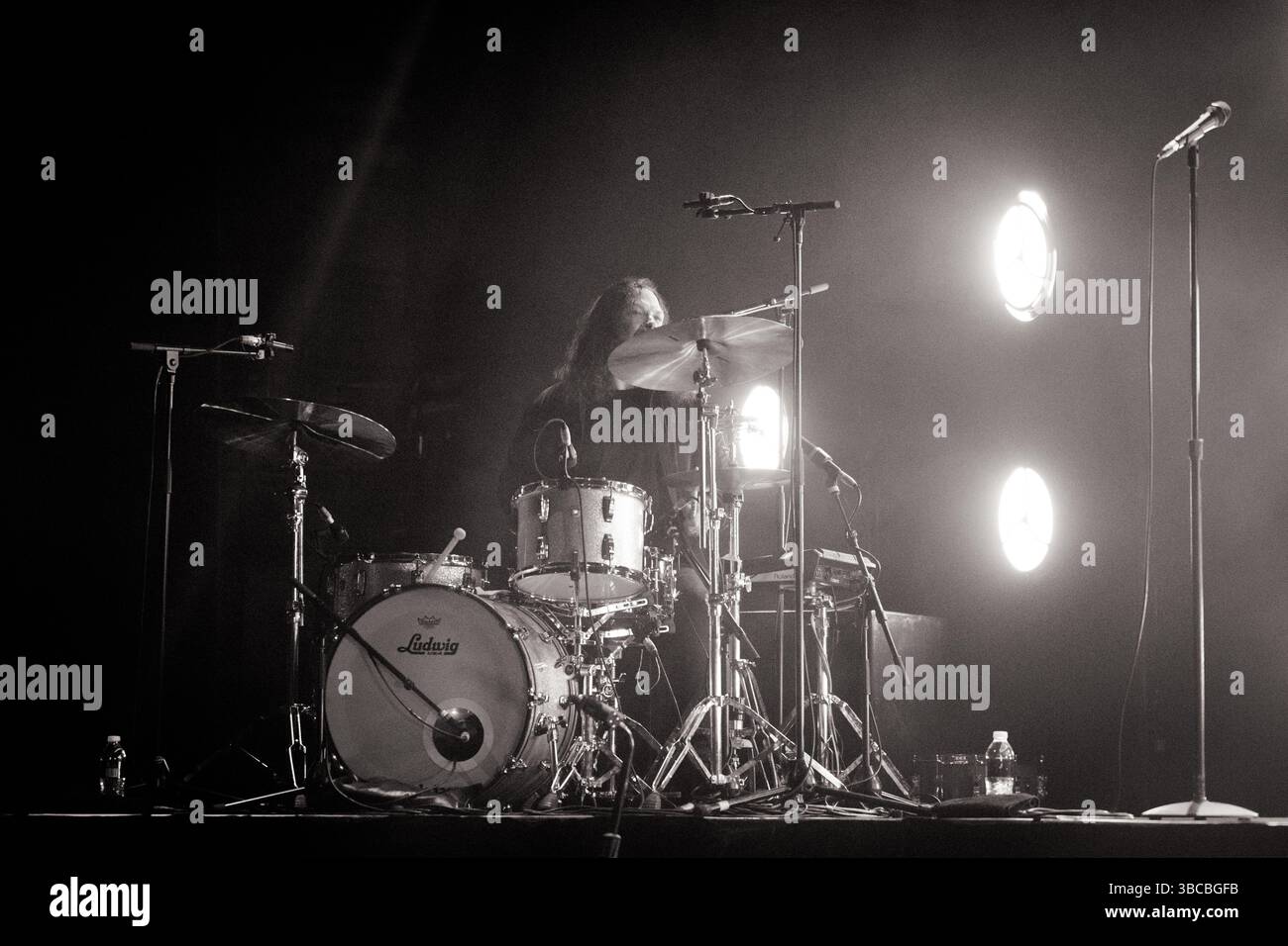 Melbourne, Victoria, Australia. 17th May, 2025. MELBOURNE, AUSTRALIA ...