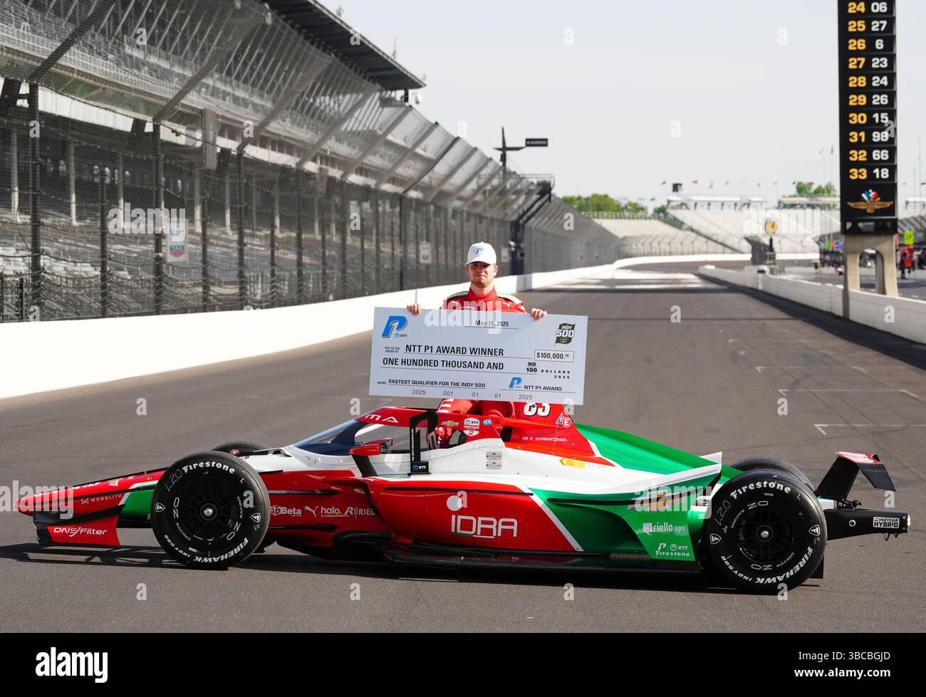 INDIANAPOLIS, IN - MAY 19: IndyCar driver and pole sitter Robert ...