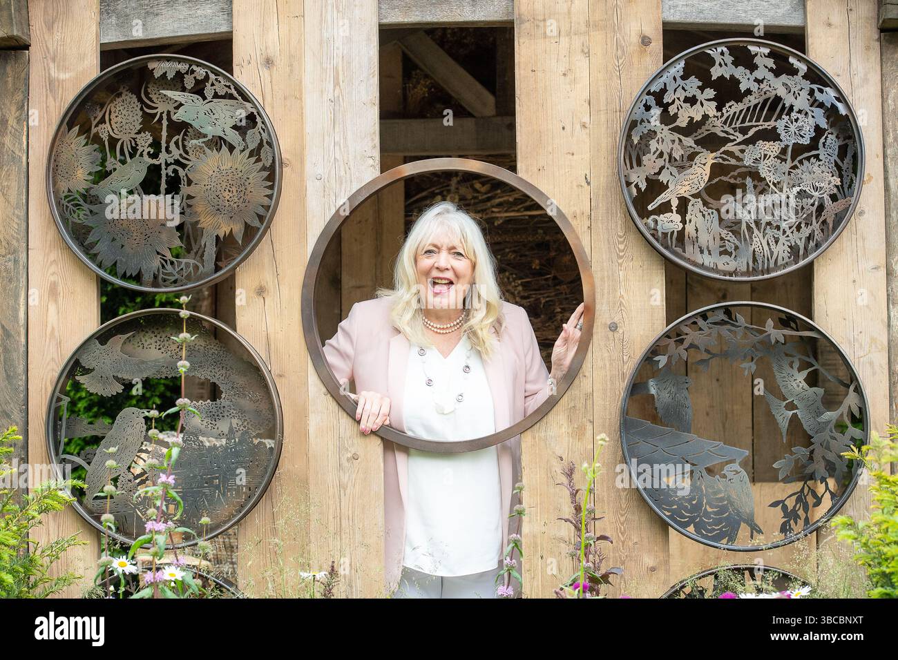 Chelsea, London, UK. 19th May, 2025. Actress Alison Stedman who is well ...
