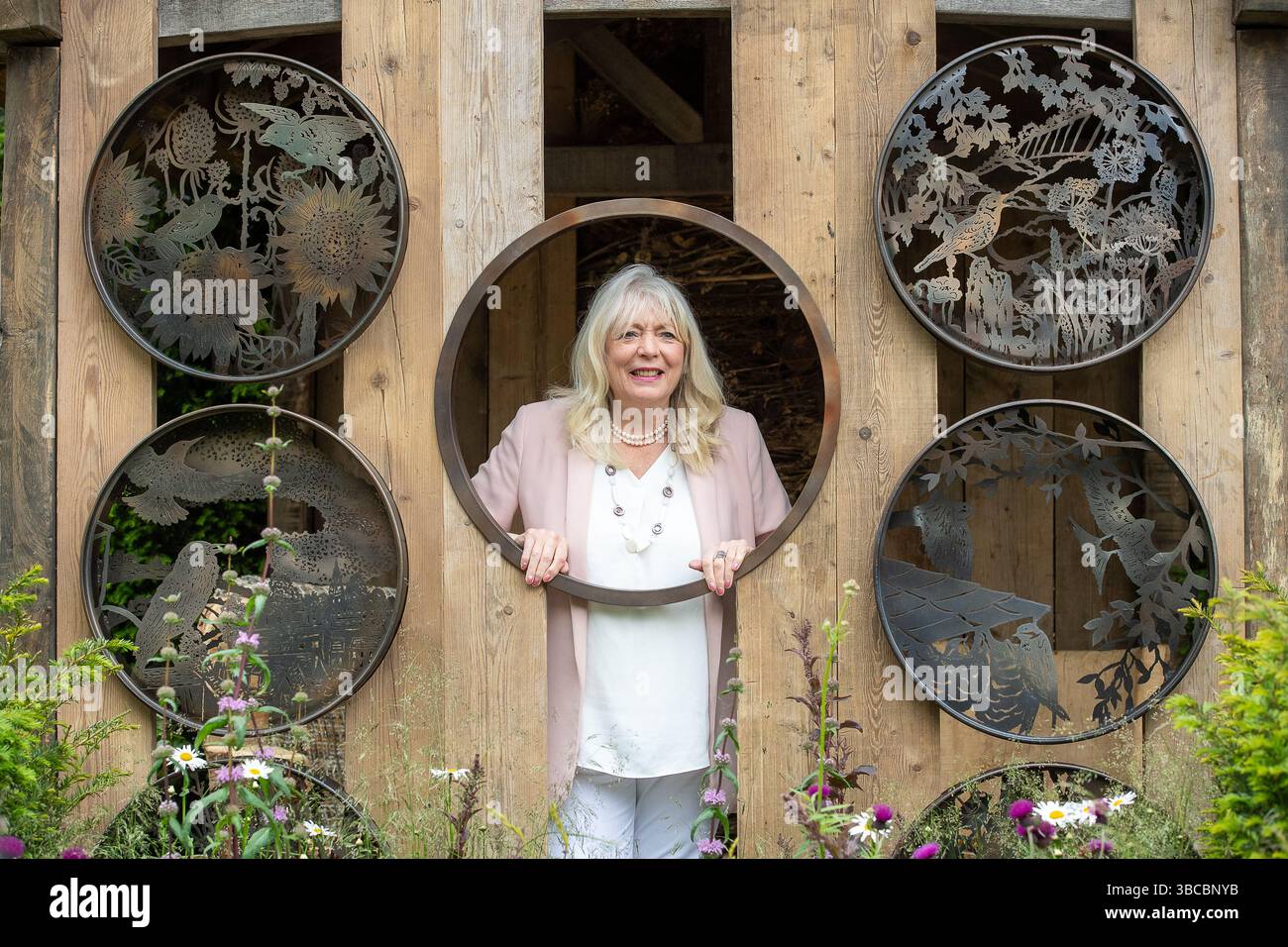 Chelsea, London, UK. 19th May, 2025. Actress Alison Stedman who is well ...